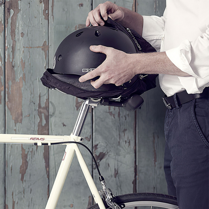 Lockable Helmet Cover - HelmMate helmet and saddle cover | SmartaSaker