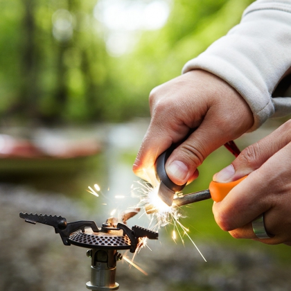 Swedish Fire-steel fire lighter Army 2.0