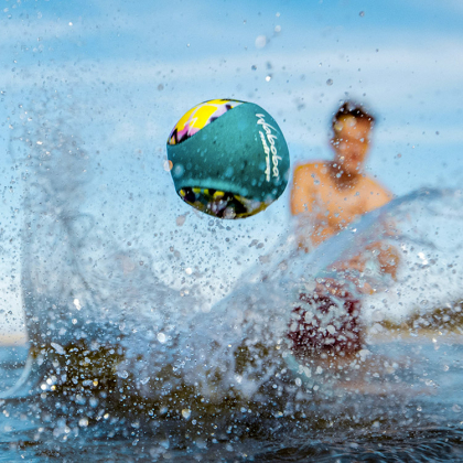 Waboba ball Original online - Bounces on water | SmartaSaker