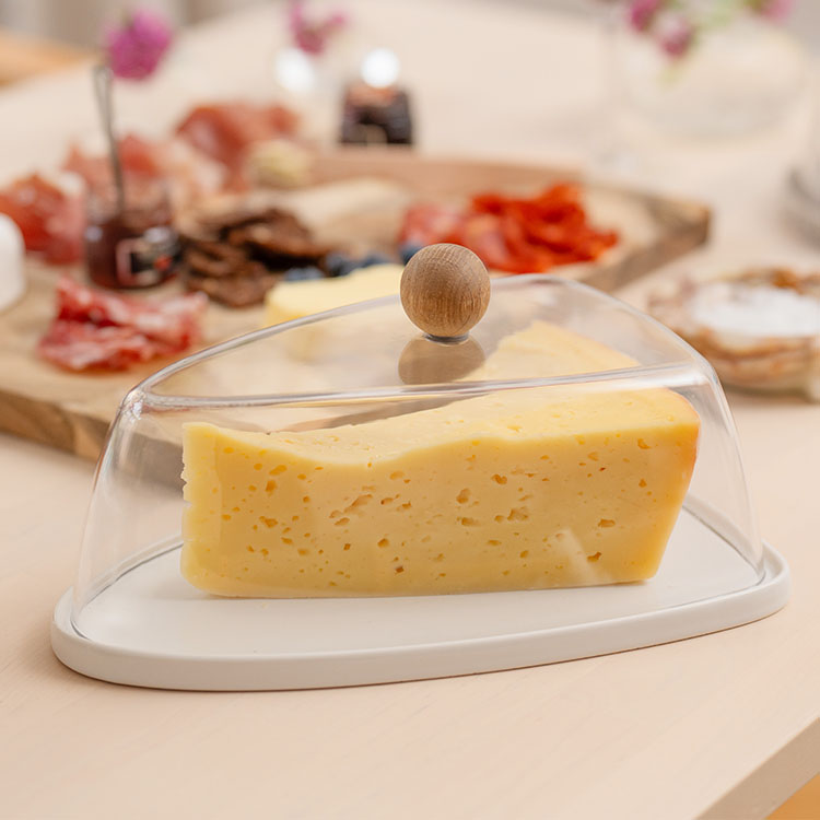 Sagaform Cheese Dome - A cheese tray with a dome cover and oak knob ...