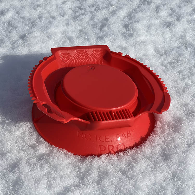 Ice scraper for the car - No Ice, Baby™ Round ice scrape | SmartaSaker