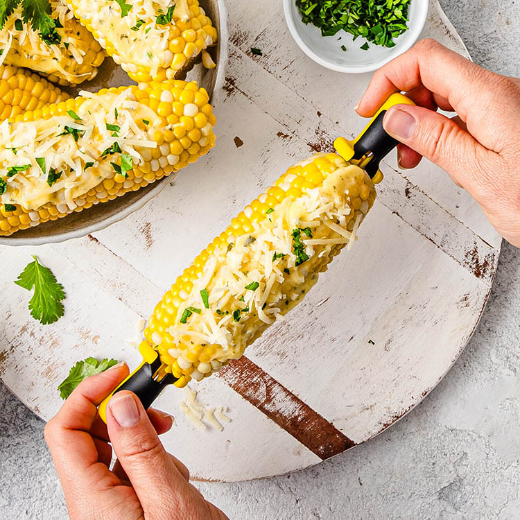 Corn holder with lock function, pack of 4 - Corn holders | SmartaSaker