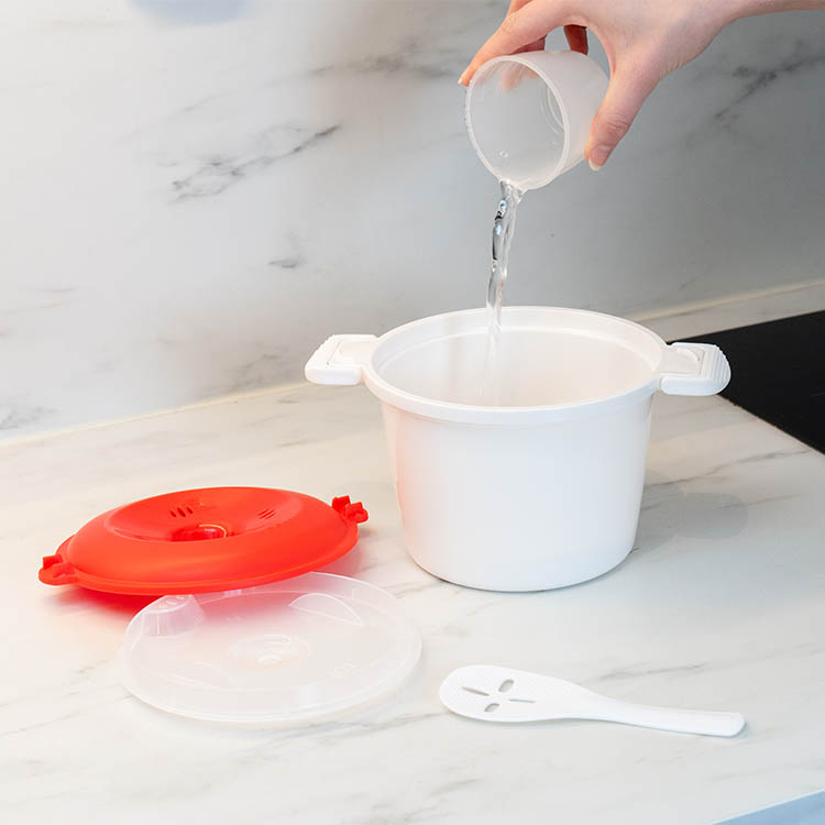 Microwave rice cooker - Boil rice with a micro rice cooker | SmartaSaker