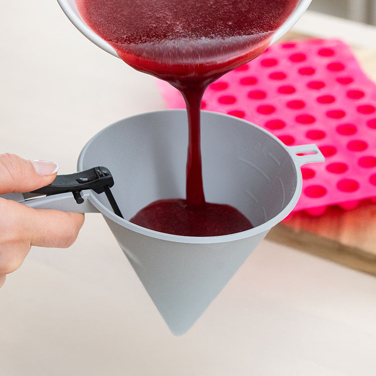 Portioning funnel 0.5 l - Dosing funnel Jonas of Sweden | SmartaSaker