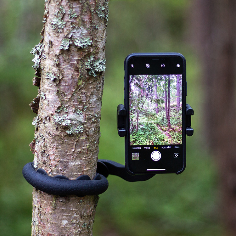 Snake Phone Holder - Phone stand and selfie stick | SmartaSaker