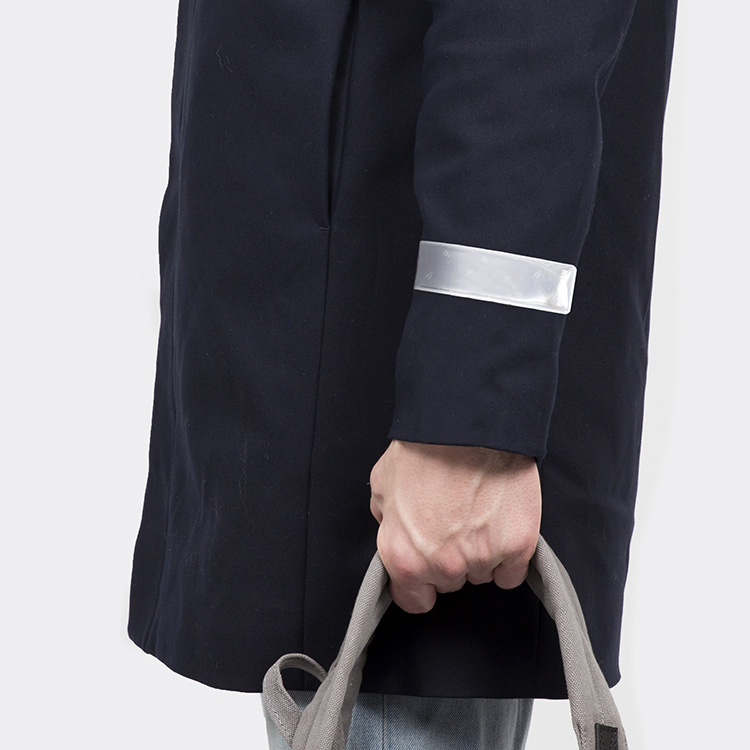 Magnetic reflectives for clothes, prams and bicycles | SmartaSaker