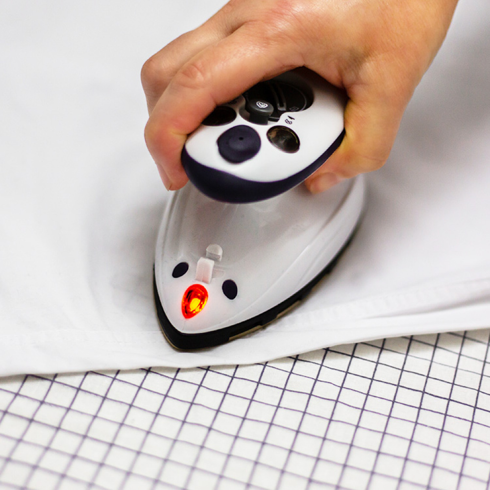 Mini iron - Small travel iron with steam function | SmartaSaker