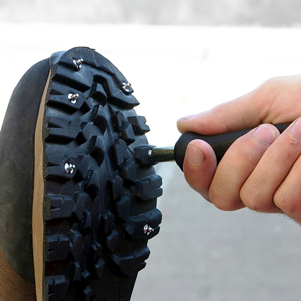 Shoe studs - Buy BestGrip Shoe stud for your shoes online | SmartaSaker