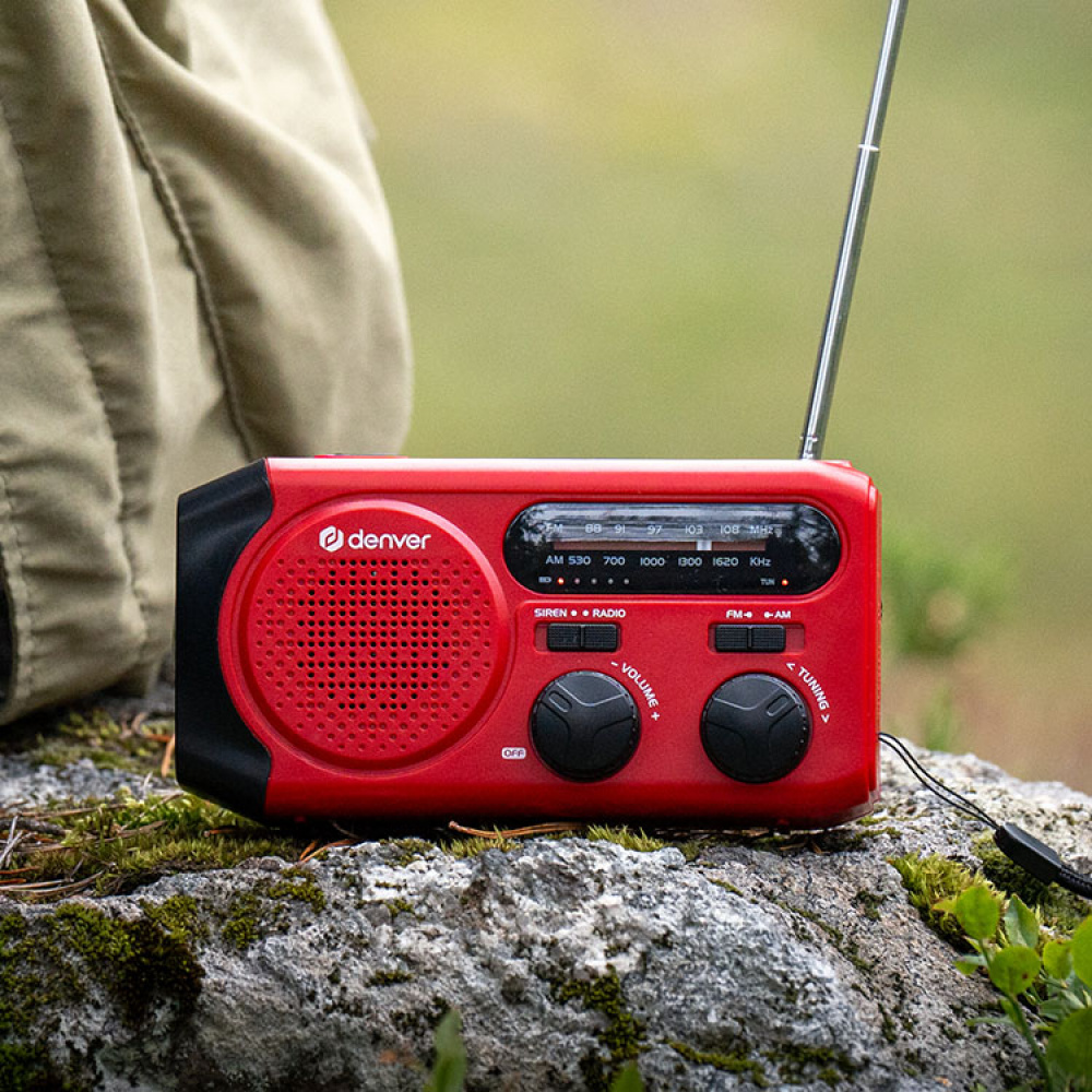 Crank charged radio - Emergency radio with crank & solar cells ...