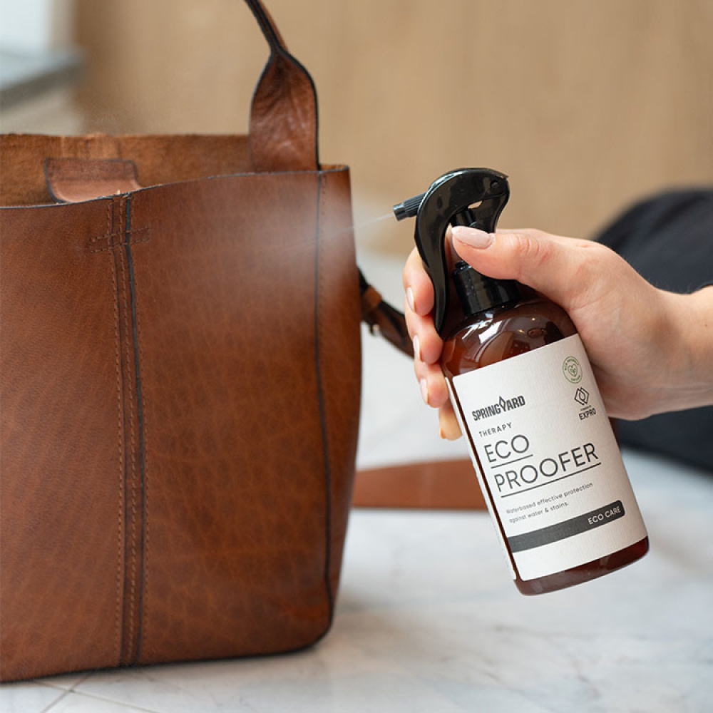 Waterproofing spray for shoes and clothes | SmartaSaker