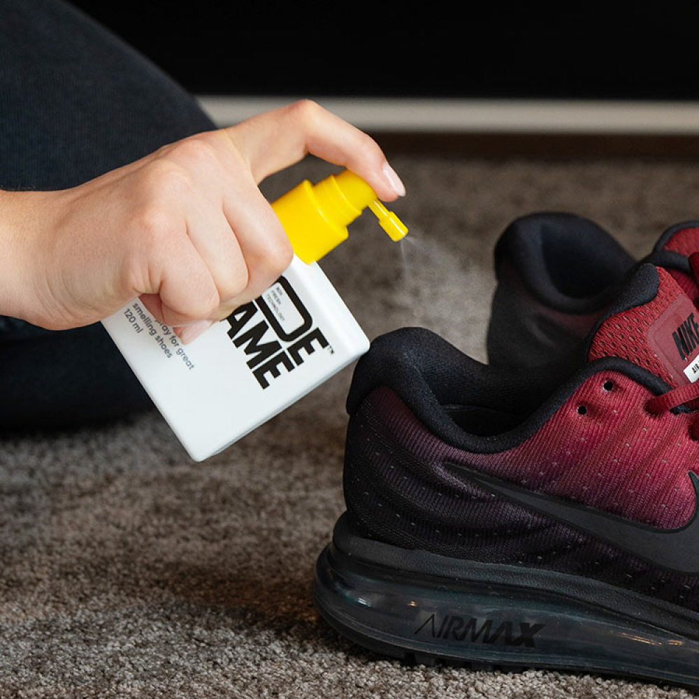 Shoe deodorant spray - effective shoe deodoriser | SmartaSaker