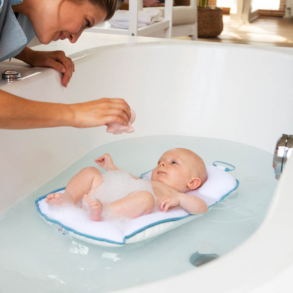 Floating bed for babies - Bath mattress for small children | SmartaSaker